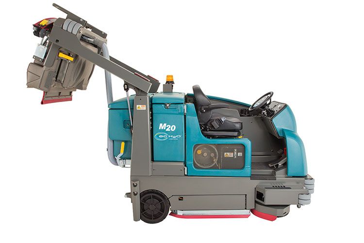 Tennant Industrial M20 Scrubber/Sweeper Combination Machine